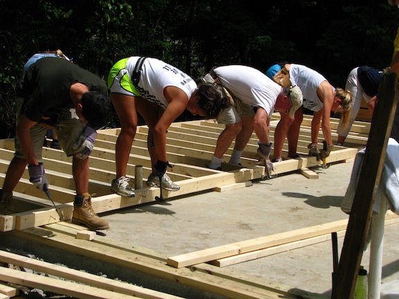 NewB-second wall coming together 2 slideshow | Sonja Hakala